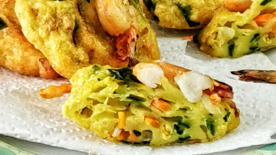 cucur udang featured image - Taste Of Asian Food