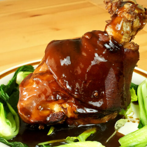 Chinese pork chops with five-spice powder - quick and easy recipe