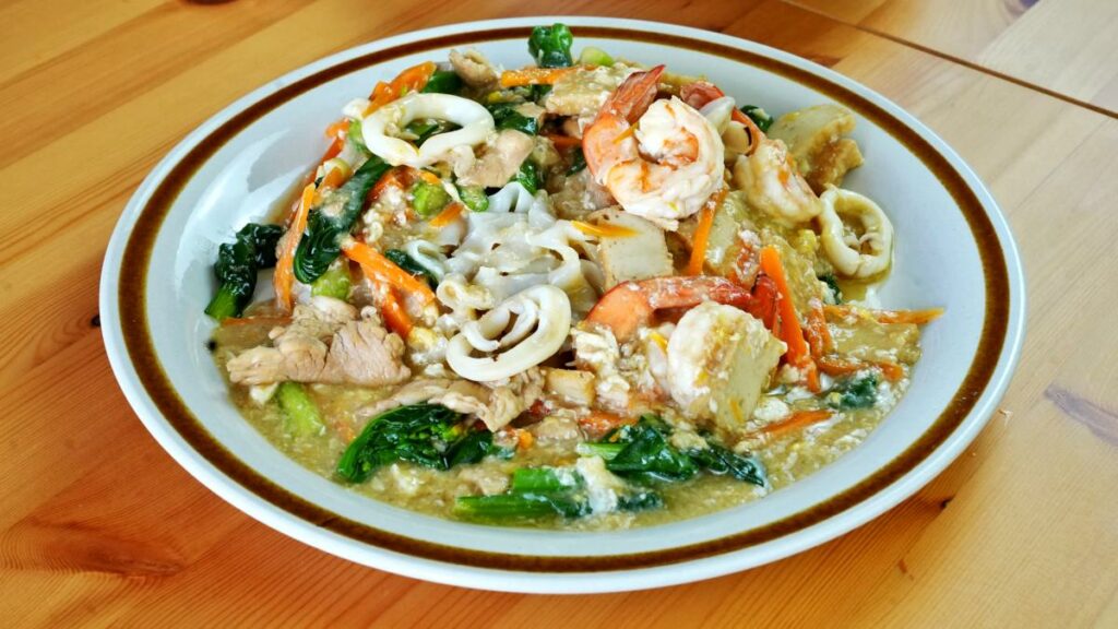 Wat Dan Hor (2) featured image - Taste Of Asian Food