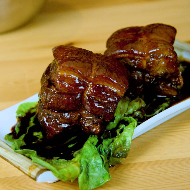 Dong Po Rou (東坡肉)- Classic Braised Pork Belly Recipe