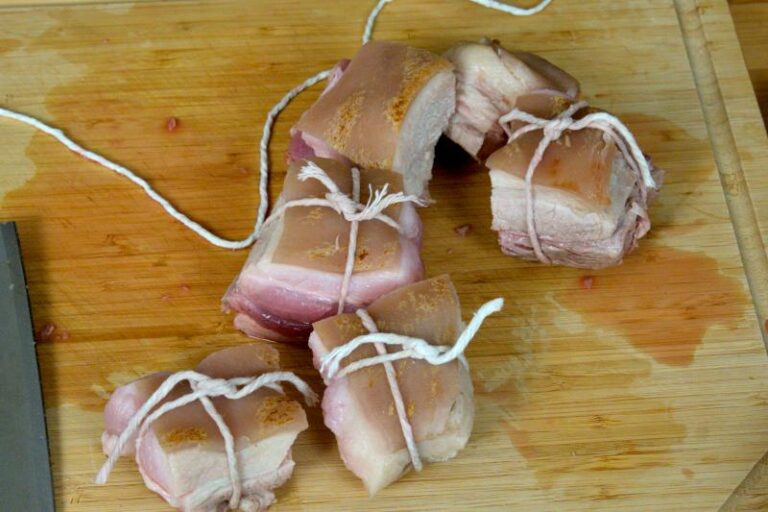 Dong Po Rou (東坡肉)- Classic Braised Pork Belly Recipe